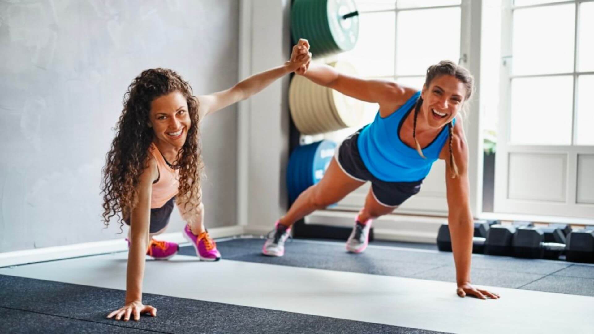 The Pros and Cons of Exercising With a Workout Buddy - Personal Trainer ...