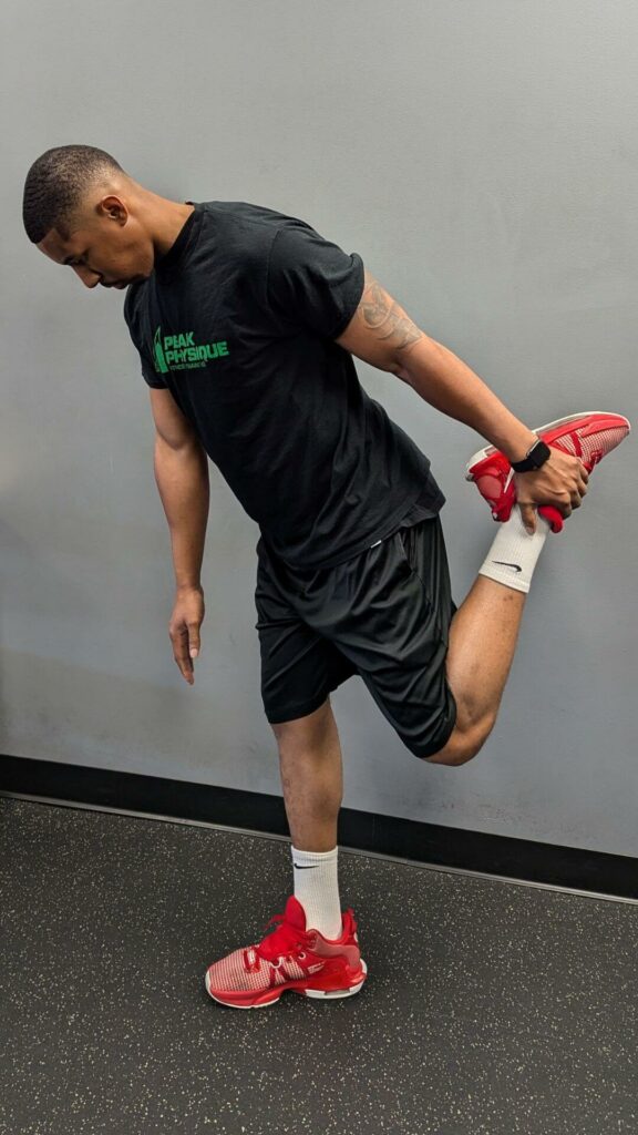 8 Stretching Exercises For Runners - Personal Trainer and Fitness ...